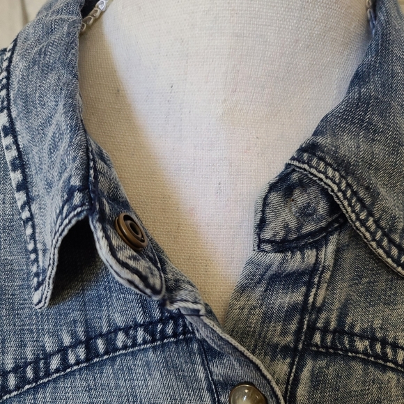 Rockin C | Tops | Nwt Rockin C Washed Denim Shacket Jacket Shirt M ...